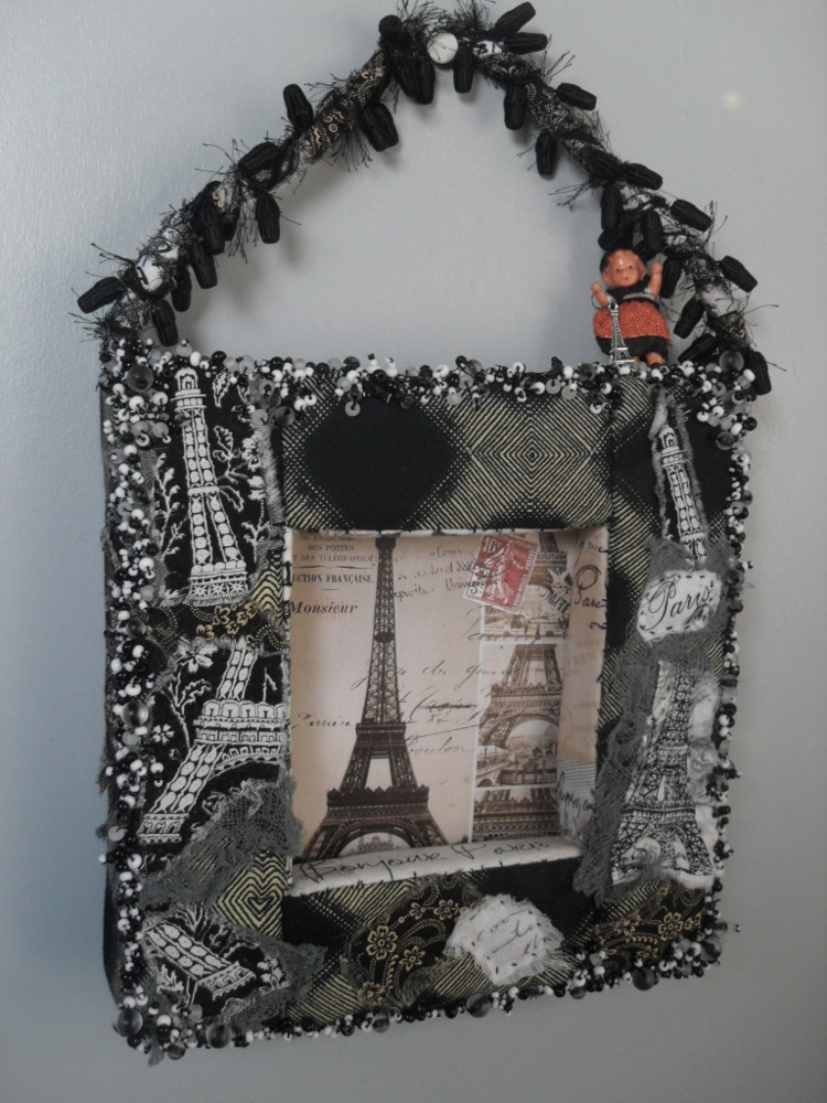 Broder un cadre photo Broder un cadre photo (broderie d'embellissement)