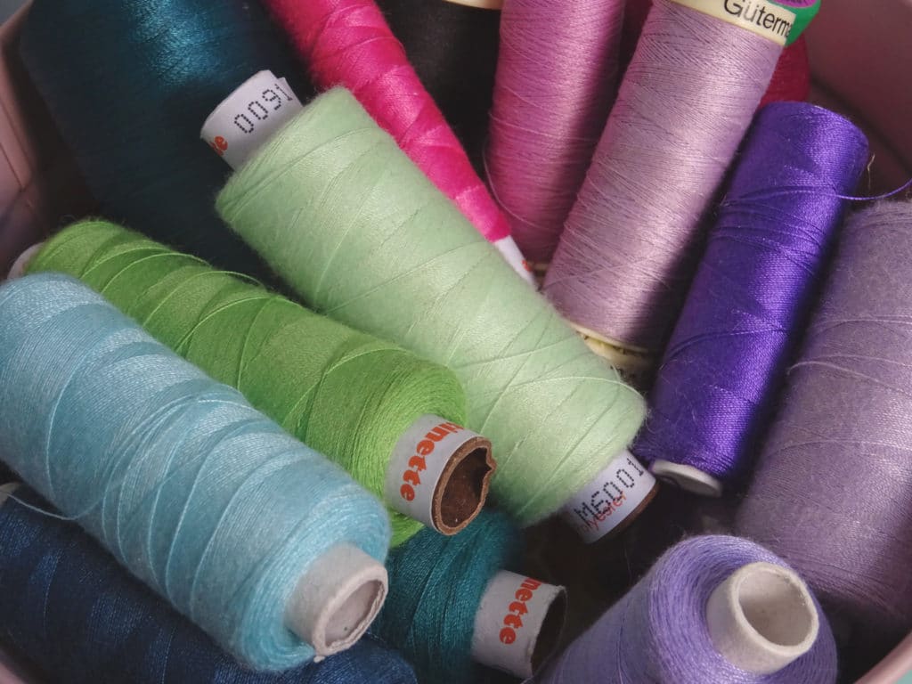 Quels fils utiliser en broderie d'embellissement (2) Les classiques